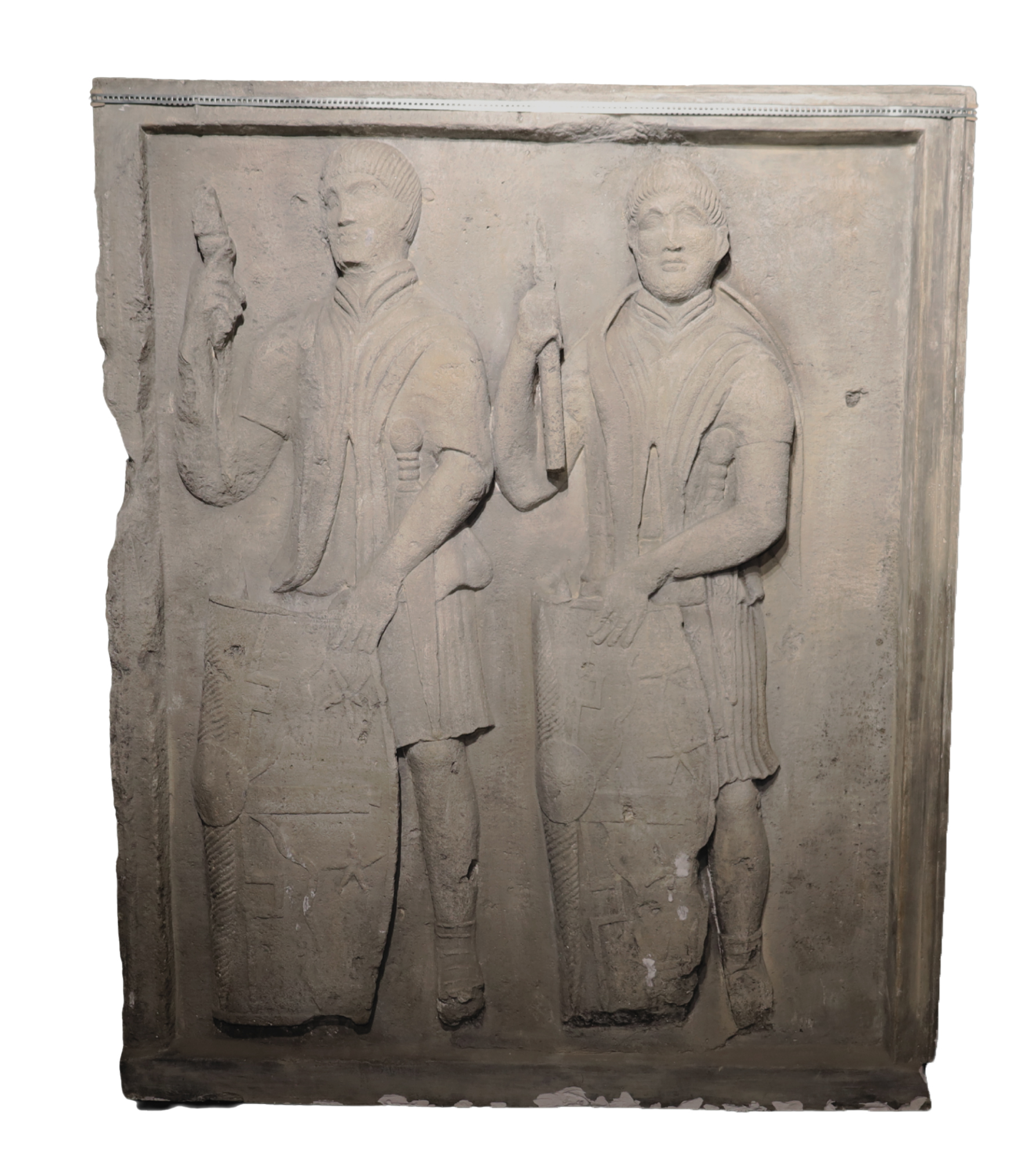 7. Replică - Metopă, monumentul triumfal „Tropaeum Traiani” de la ...